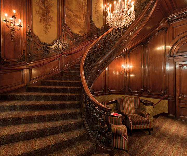 5 Hamilton Place - The Looking Glass Design